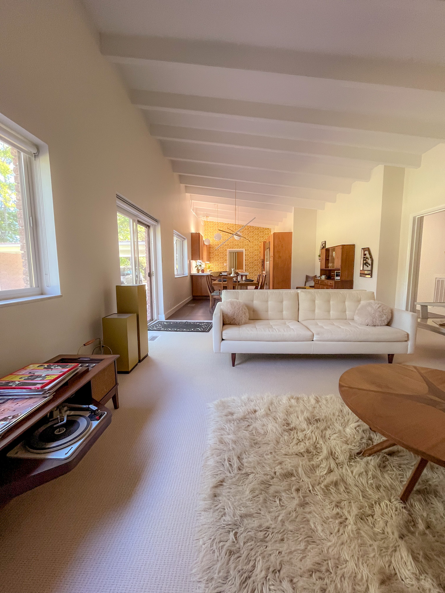 Atomic Age Dream House: Shelby and Jeffrey Schuette Host Spotlight ...